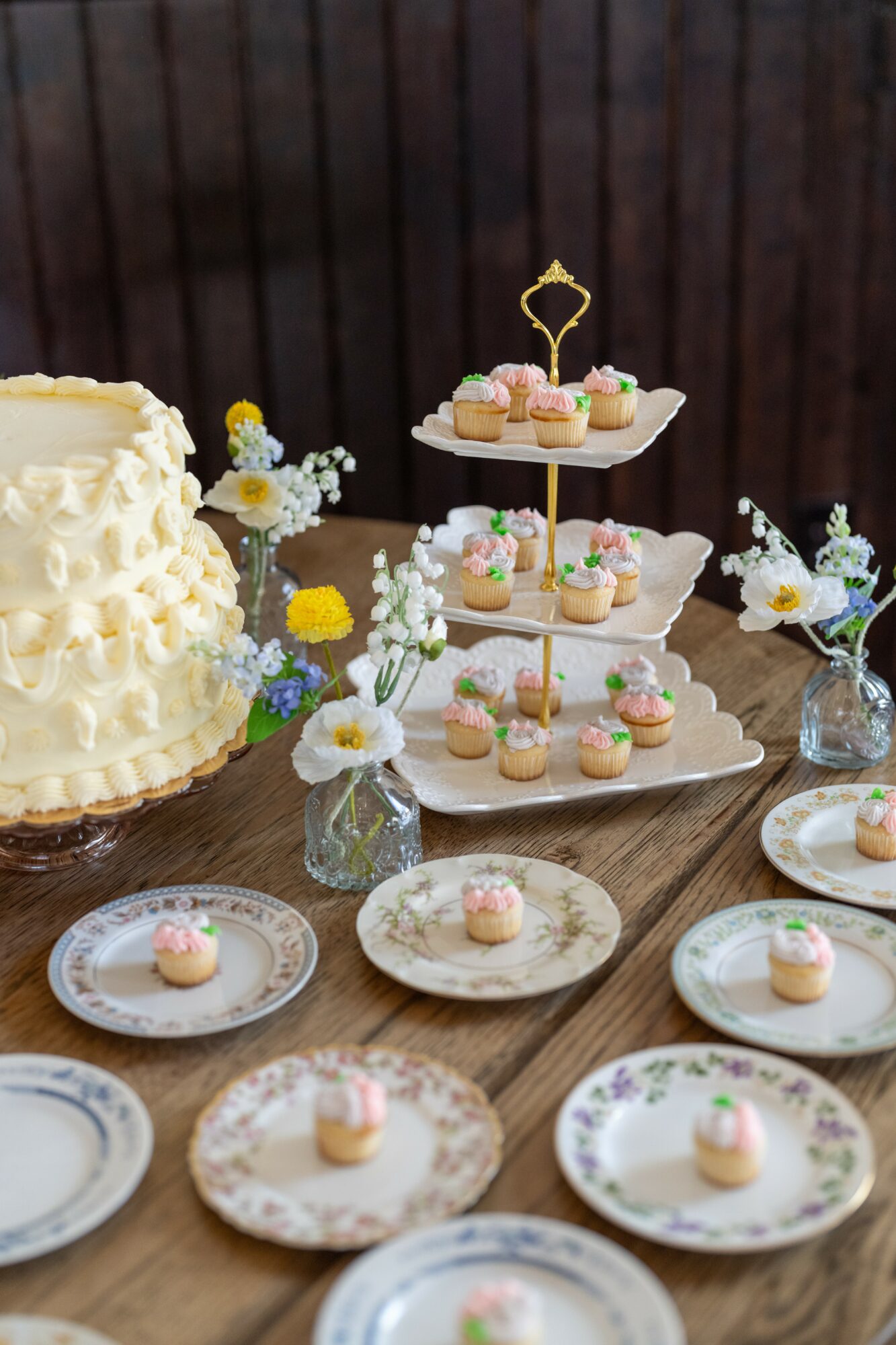 Exploring Life & Business with Hannah Darakjian of Hannah’s Cake Zone ...
